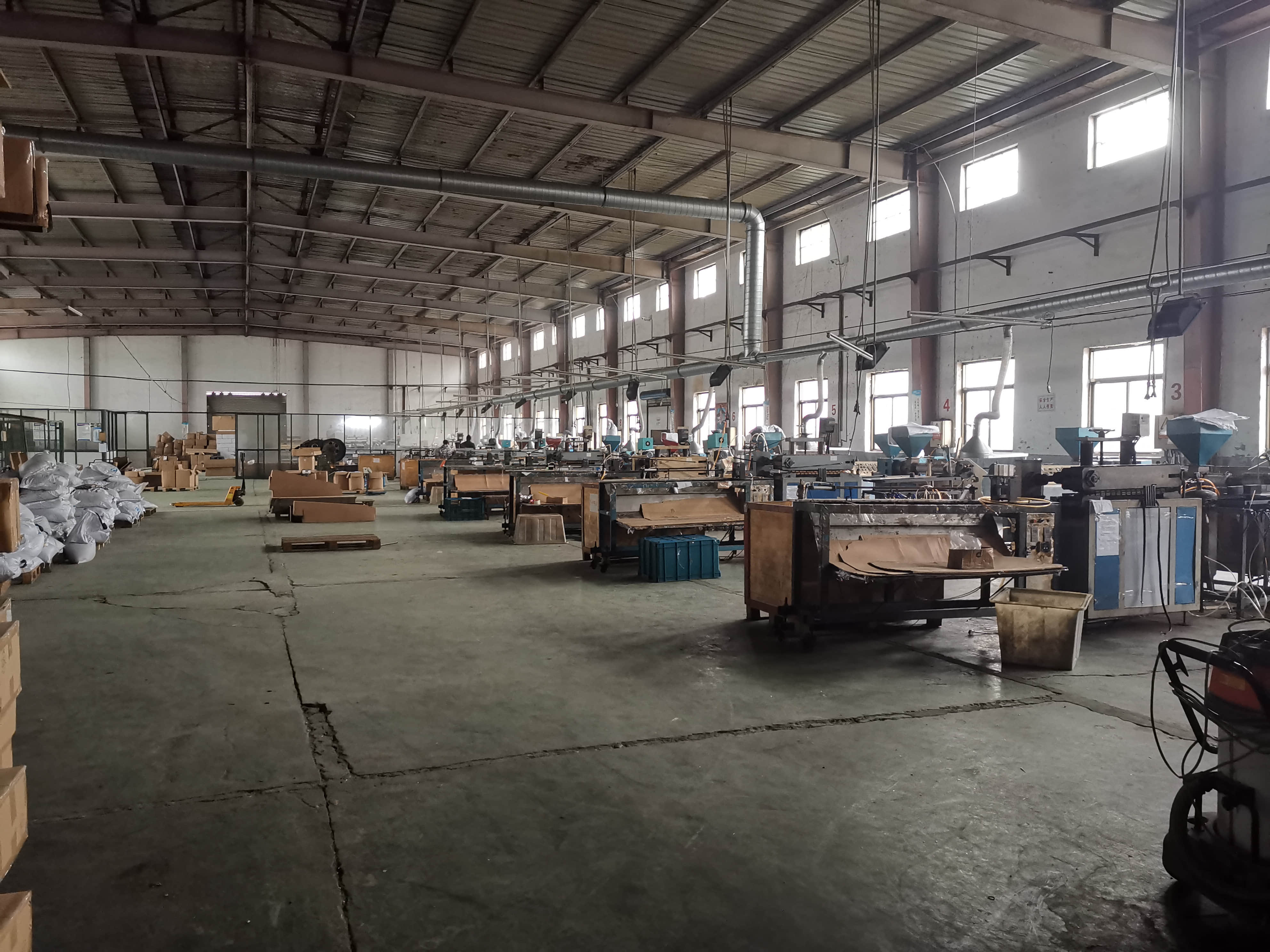 Company - SHANGHAI LW PRODUCTS CO.,LTD